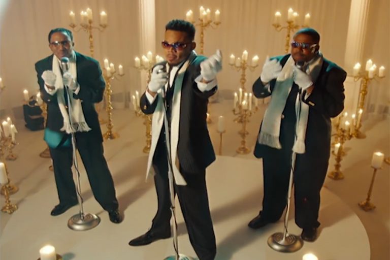 Watch: Chance the Rapper Channels '90s R&B to Serenade President Obama ...