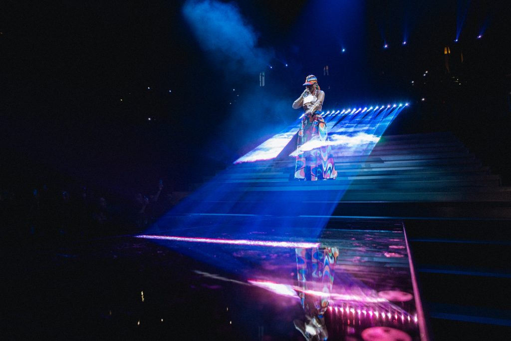 Review: Alicia Keys 360-Degree Production "Keys To The Summer Tour" | ThisisRnB.com - New R&B ...