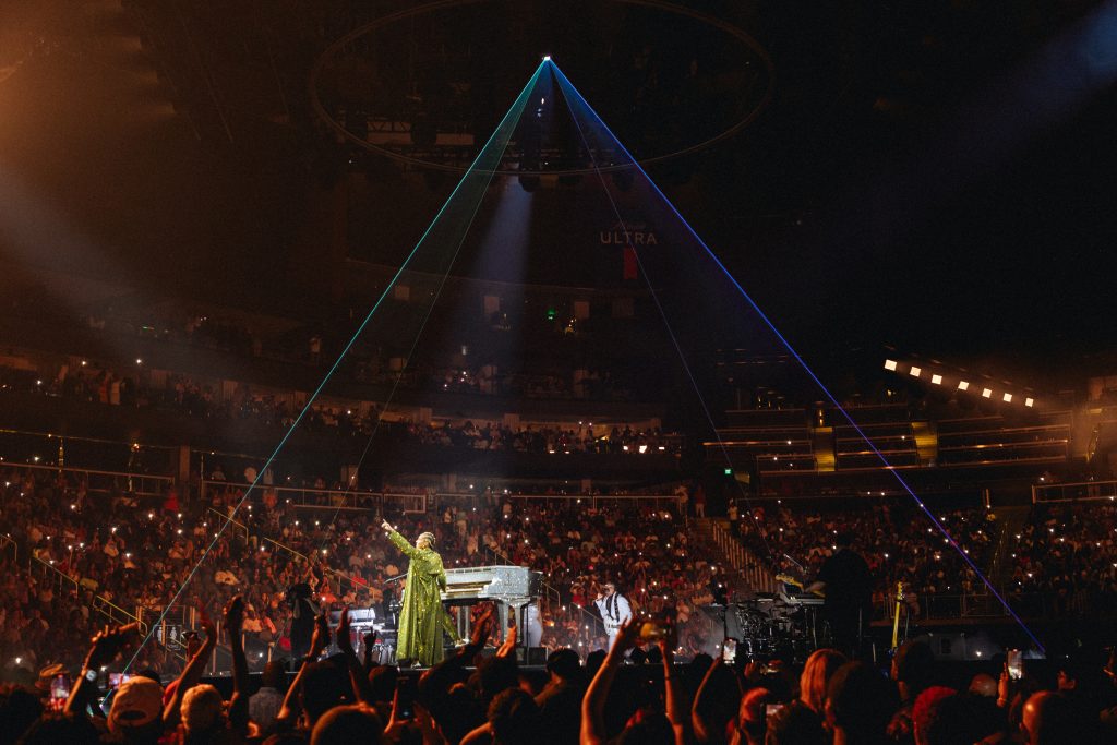 Review: Alicia Keys 360-Degree Production "Keys To The Summer Tour ...